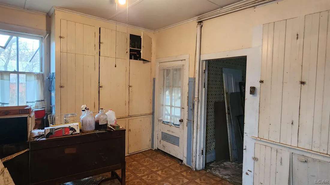 c. 1840/1890 in Clinton, MI - Old House Dreams