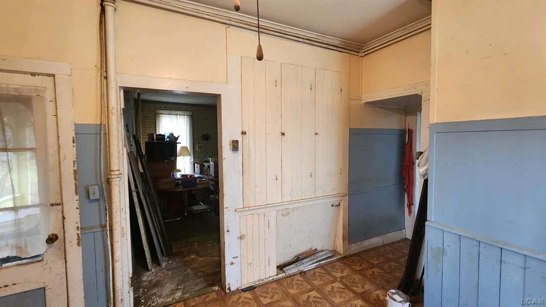 c. 1840/1890 in Clinton, MI - Old House Dreams