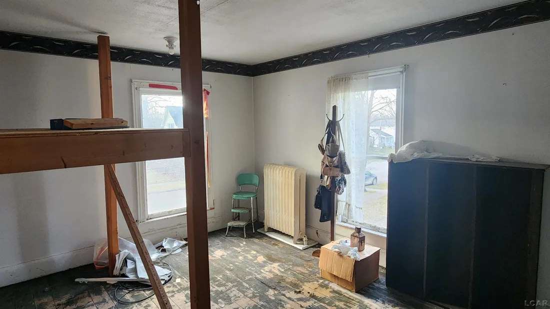 c. 1840/1890 in Clinton, MI - Old House Dreams