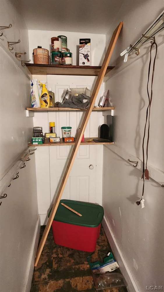 c. 1840/1890 in Clinton, MI - Old House Dreams