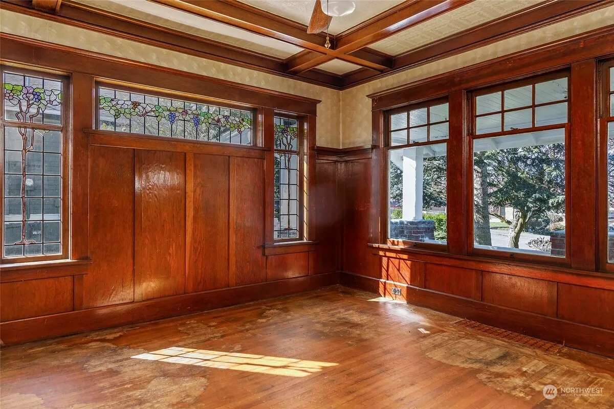 1916 Craftsman in Seattle, WA - Old House Dreams