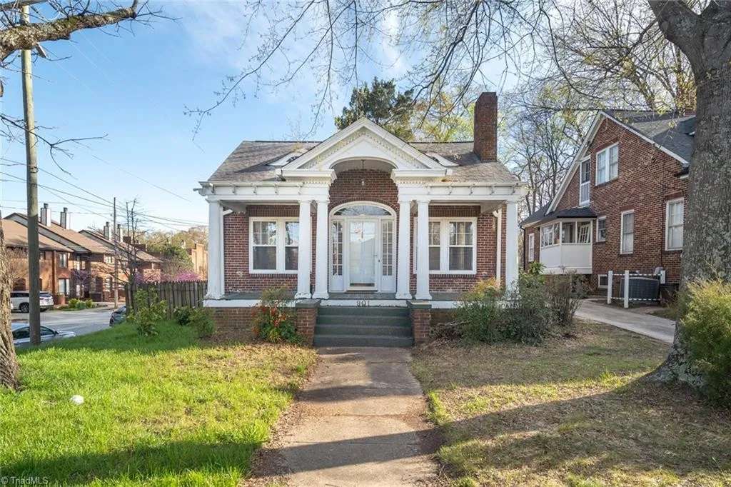 1932 Colonial Revival in Greensboro, NC - Old House Dreams