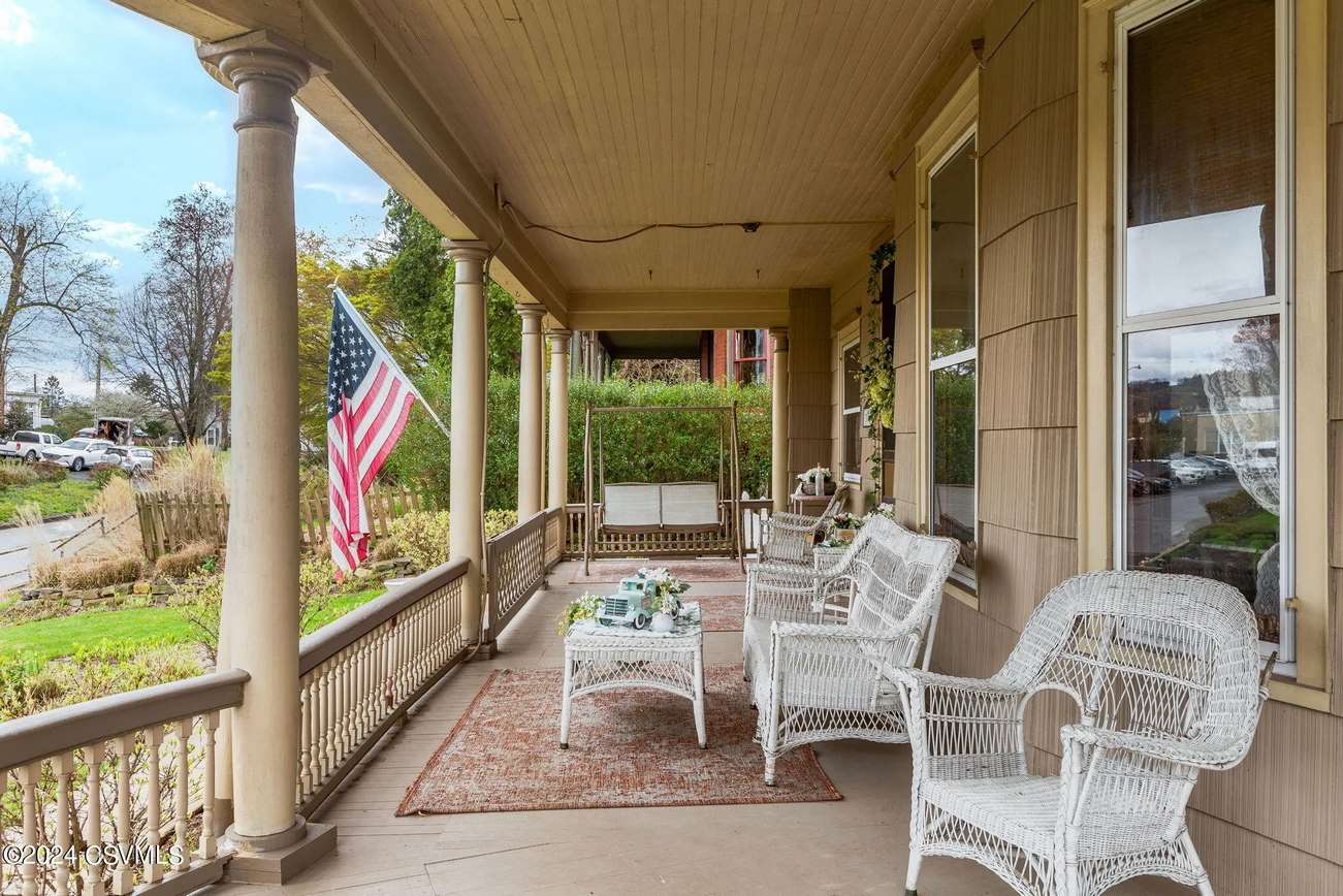 c. 1900 in Sunbury, PA - Old House Dreams