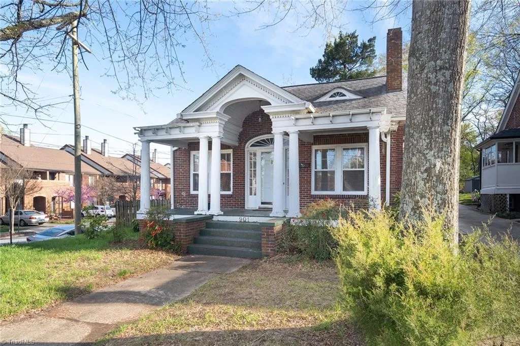 1932 Colonial Revival in Greensboro, NC - Old House Dreams