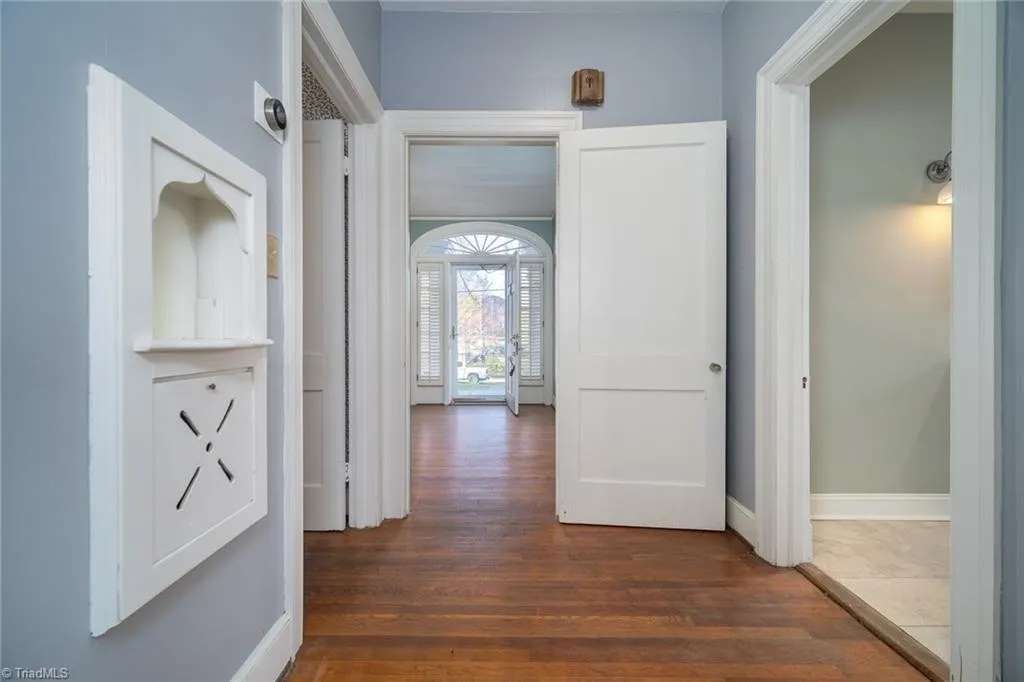 1932 Colonial Revival in Greensboro, NC - Old House Dreams