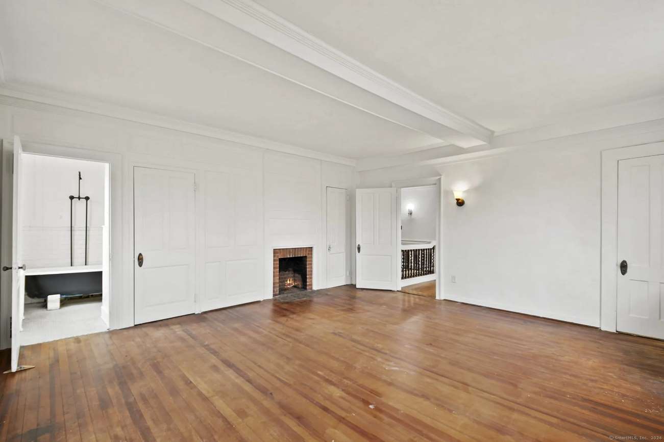 1757 Georgian in South Windsor, CT - Old House Dreams