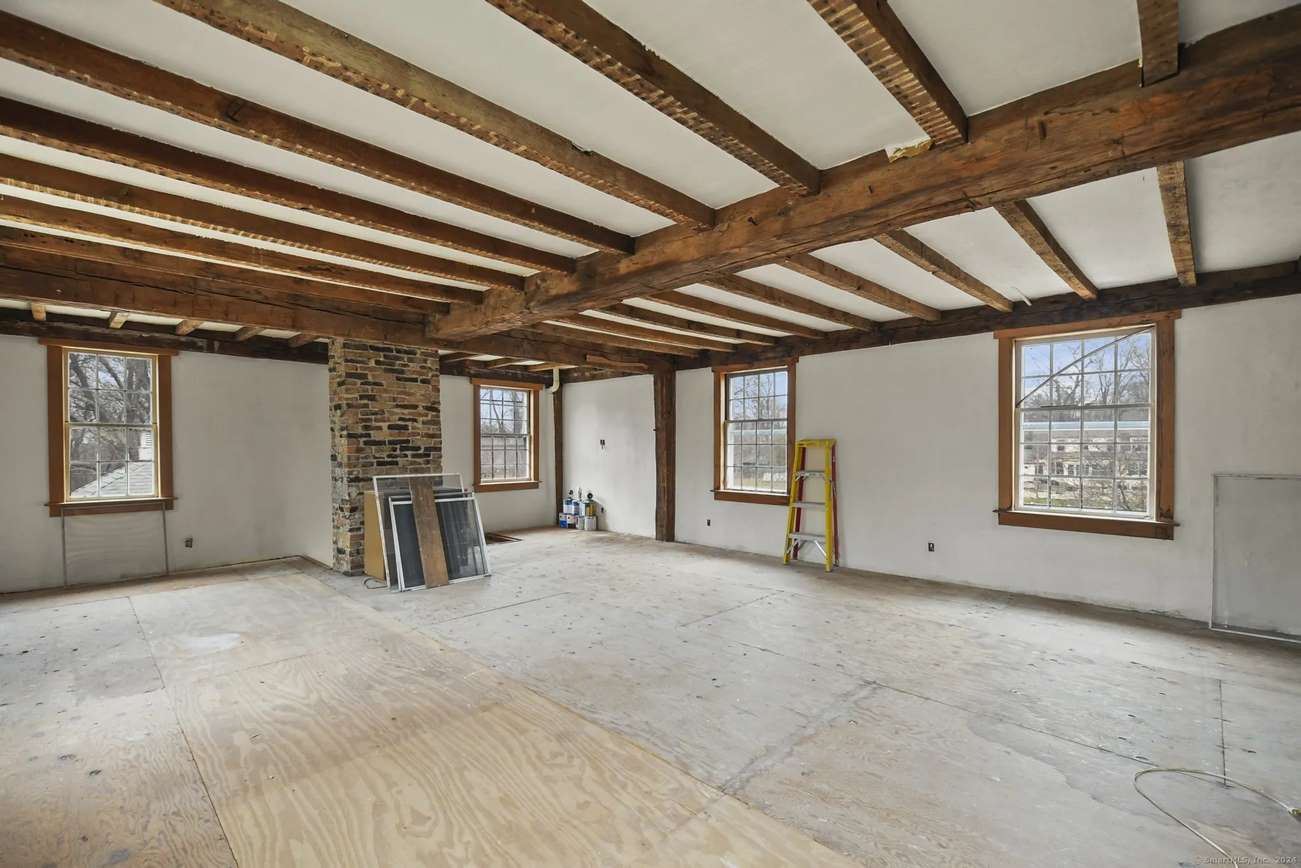 1757 Georgian in South Windsor, CT - Old House Dreams