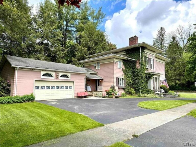 1853 Italianate in Amity, NY - Old House Dreams