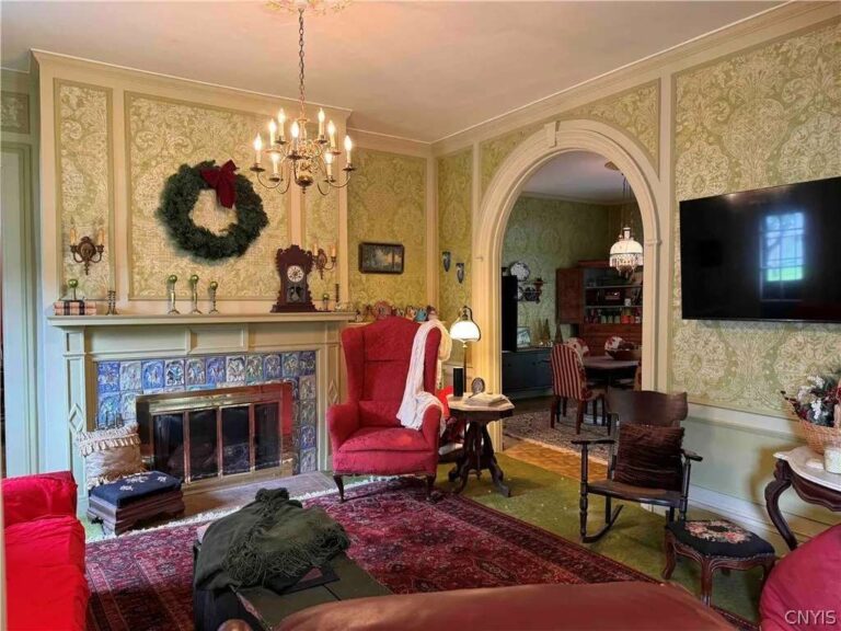 1853 Italianate in Amity, NY - Old House Dreams