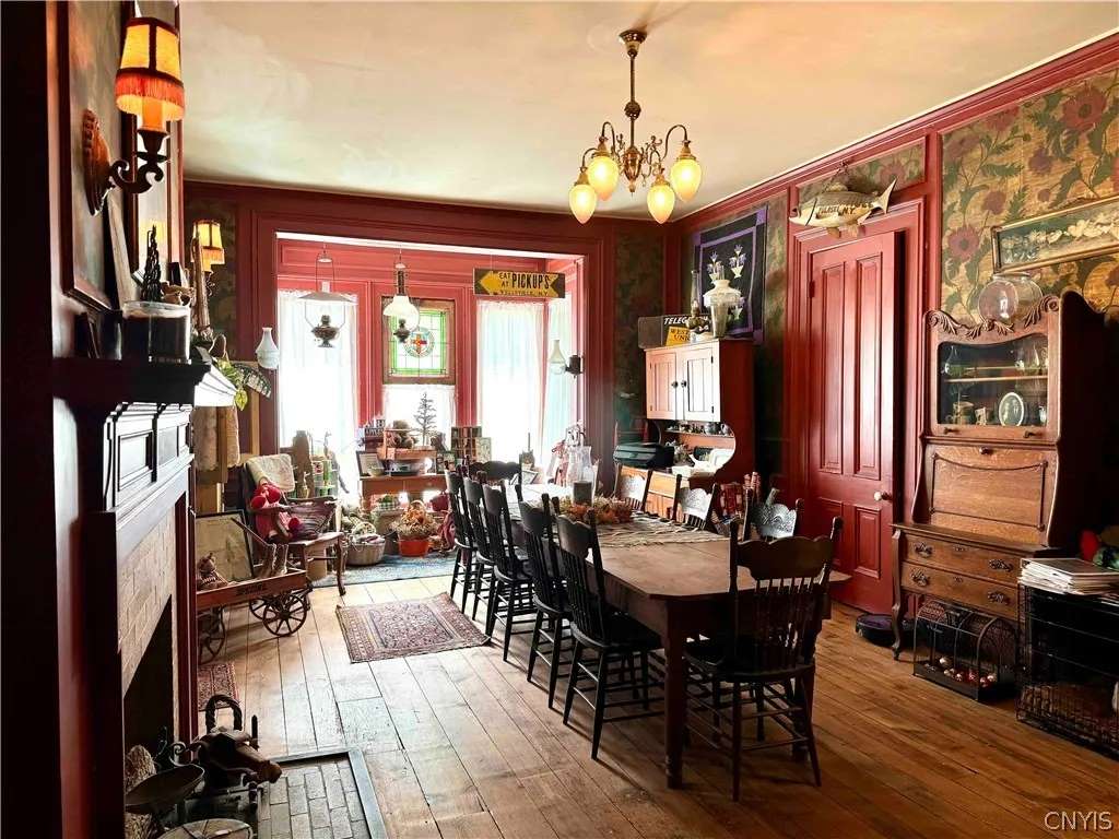 1853 Italianate in Amity, NY - Old House Dreams