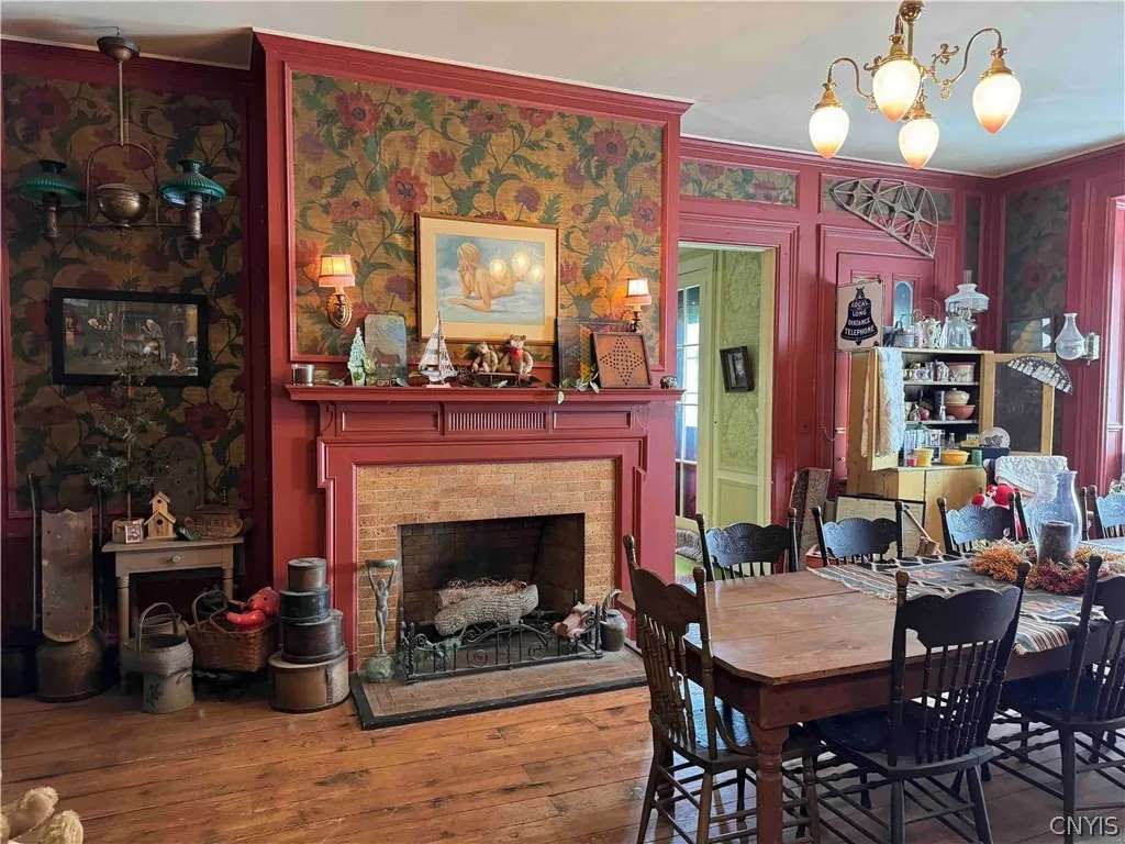 1853 Italianate in Amity, NY - Old House Dreams
