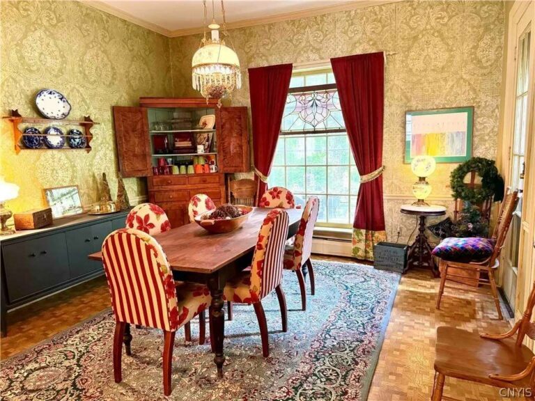1853 Italianate in Amity, NY - Old House Dreams