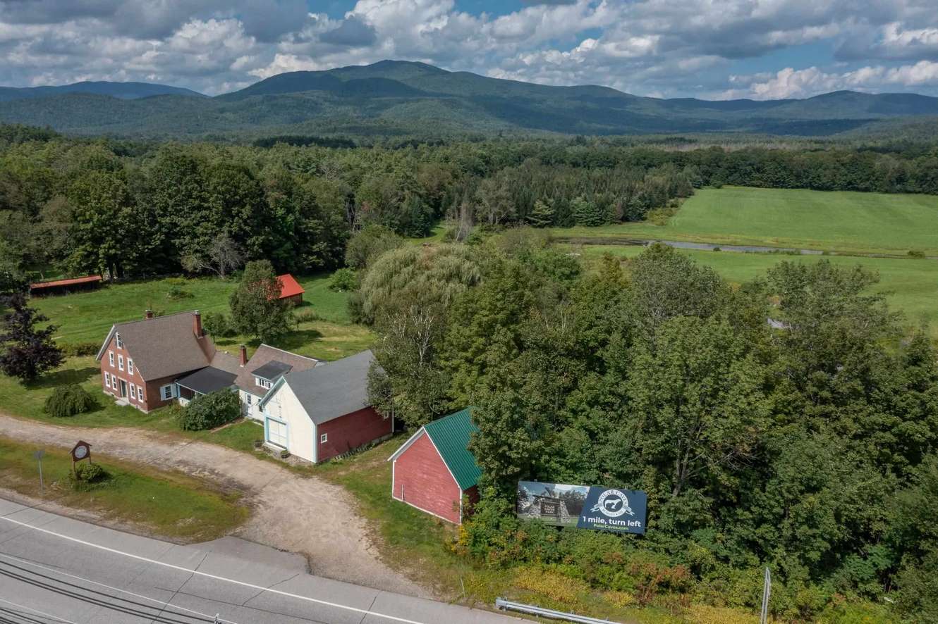 c. 1850 in Plymouth, NH - Old House Dreams
