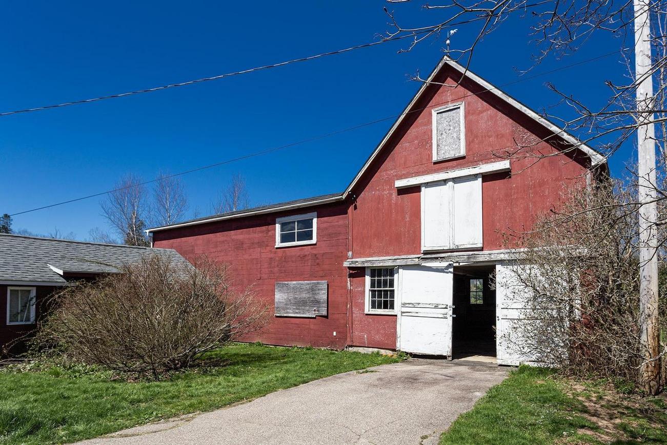 1906 in Middleton, Nova Scotia - Old House Dreams