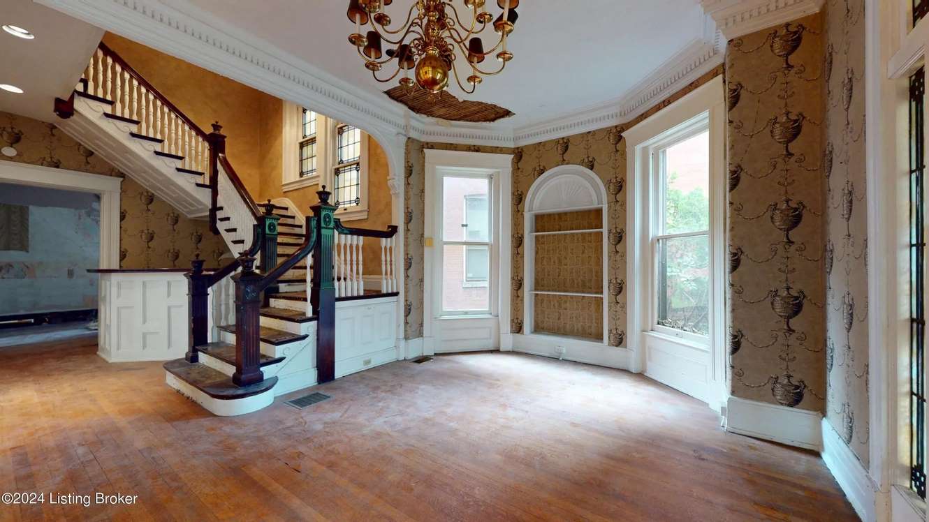 c. 1880 in Louisville, KY - Old House Dreams