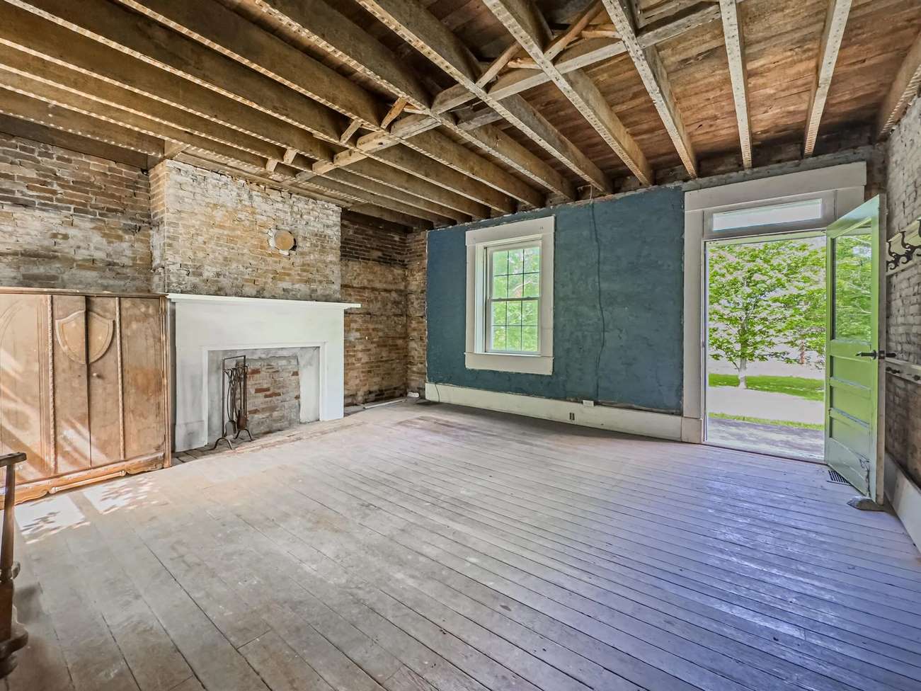 c. 1860 in Independence, KY - Old House Dreams