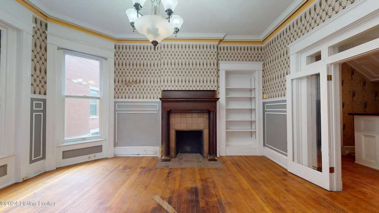 c. 1880 in Louisville, KY - Old House Dreams