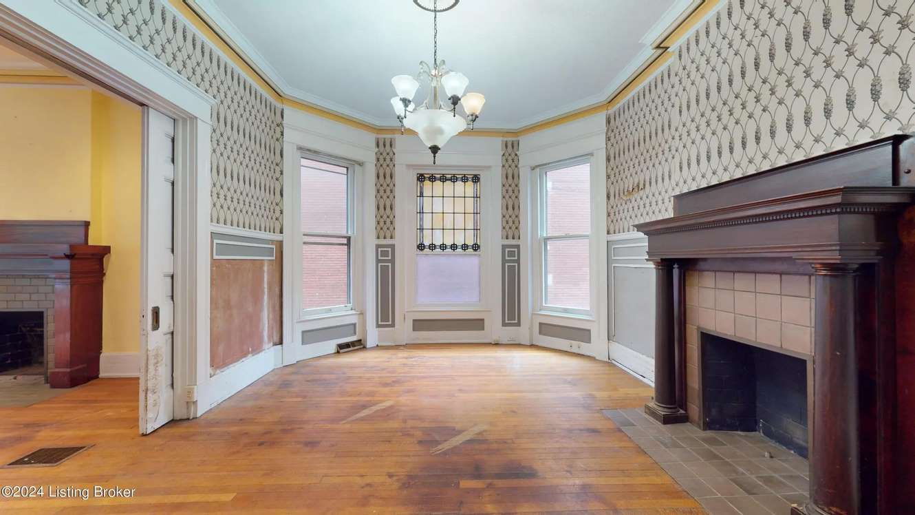 c. 1880 in Louisville, KY - Old House Dreams