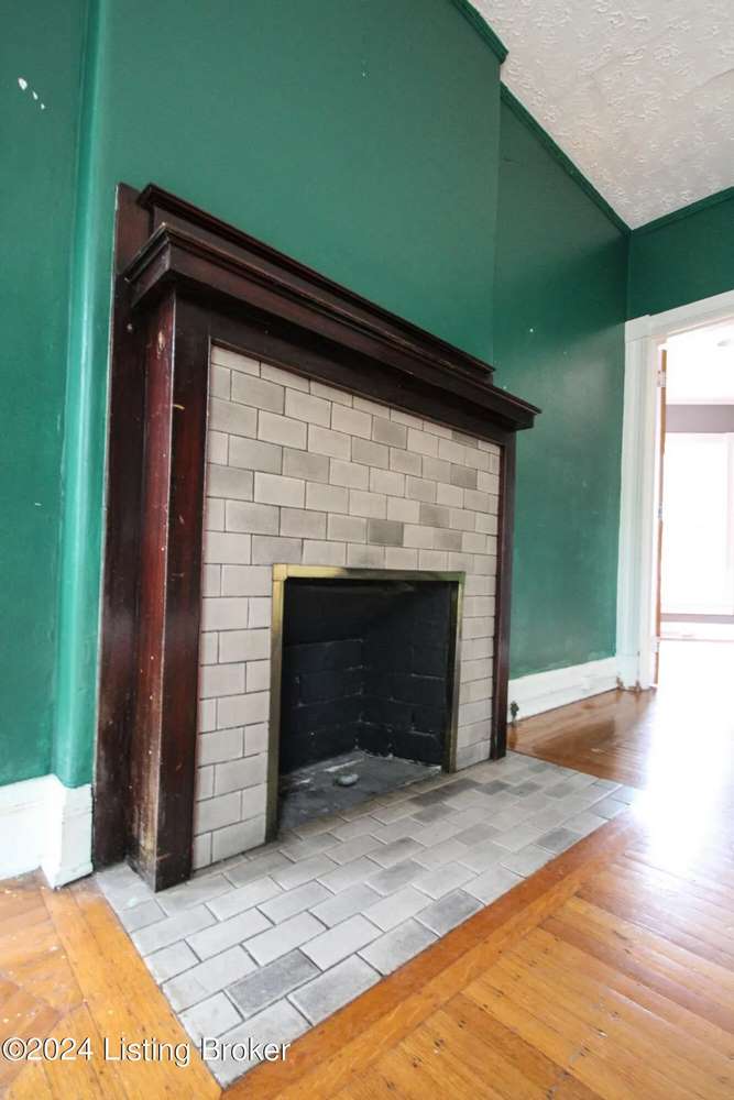 c. 1880 in Louisville, KY - Old House Dreams