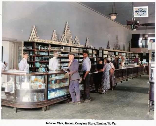 c. 1923 “Itmann Company Store” in Itmann, WV - Old House Dreams