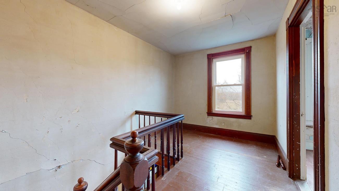 1923 in Middleton, Nova Scotia - Old House Dreams