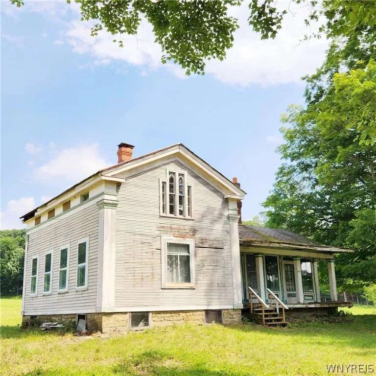 1845 in Mansfield, NY - Old House Dreams