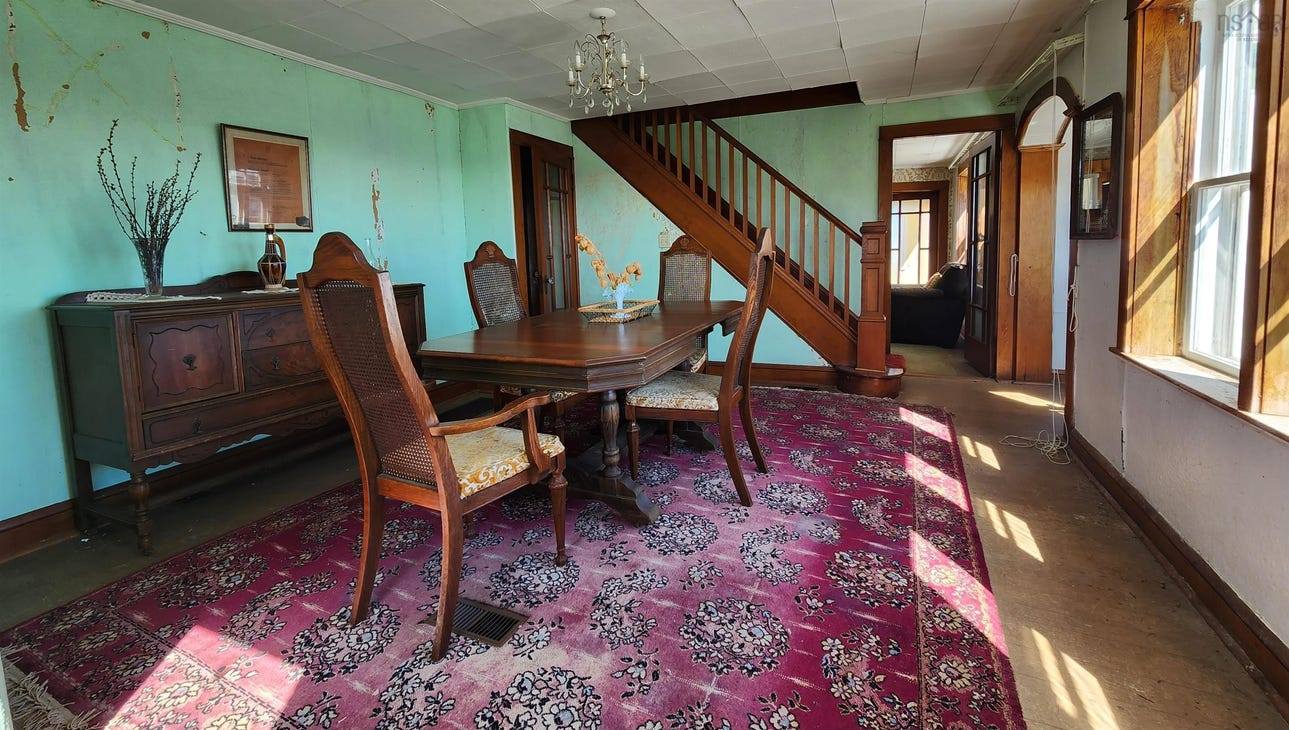 c. 1820 in Cap La Ronde, Nova Scotia - Old House Dreams