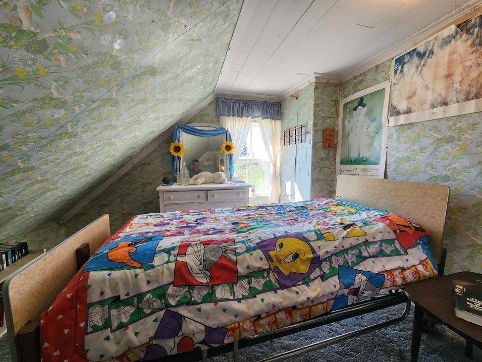 c. 1820 in Cap La Ronde, Nova Scotia - Old House Dreams