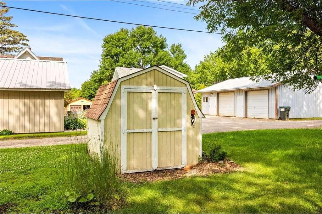 1939 in Silver Lake, MN - Old House Dreams