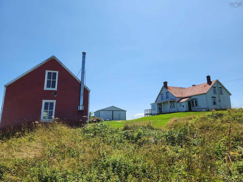 c. 1820 in Cap La Ronde, Nova Scotia - Old House Dreams