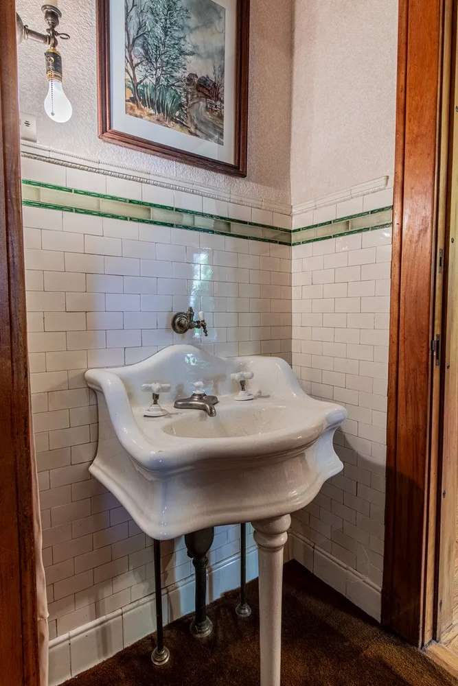 1903 in La Moille, IL - Old House Dreams