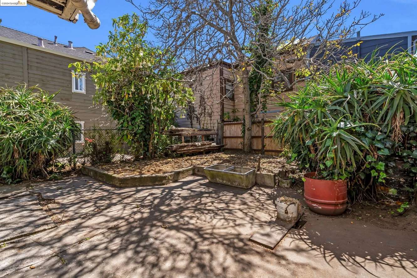 1895 Queen Anne in Oakland, CA - Old House Dreams