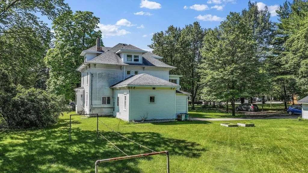 Colonial Revival in Almond, WI - Old House Dreams