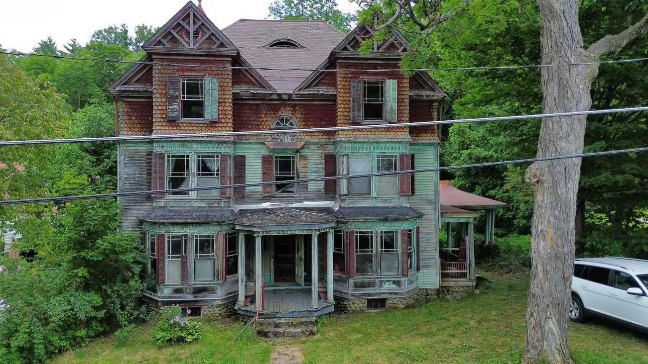 Old House Dreams - Page 2 - Specially selected historic & old homes for ...