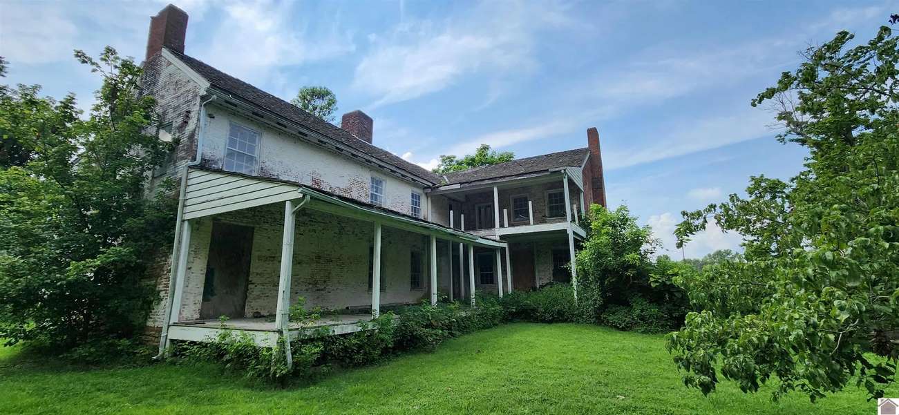 c. 1780 in Smithland, KY - Old House Dreams