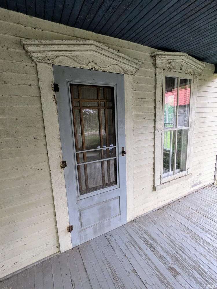 c. 1860 Gothic Revival in Pleasant Lake, IN - Old House Dreams