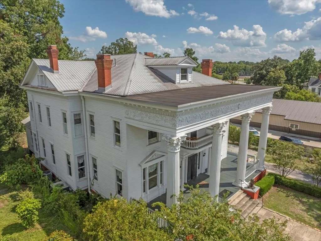 1902 Classical Revival in Montezuma, GA - Old House Dreams