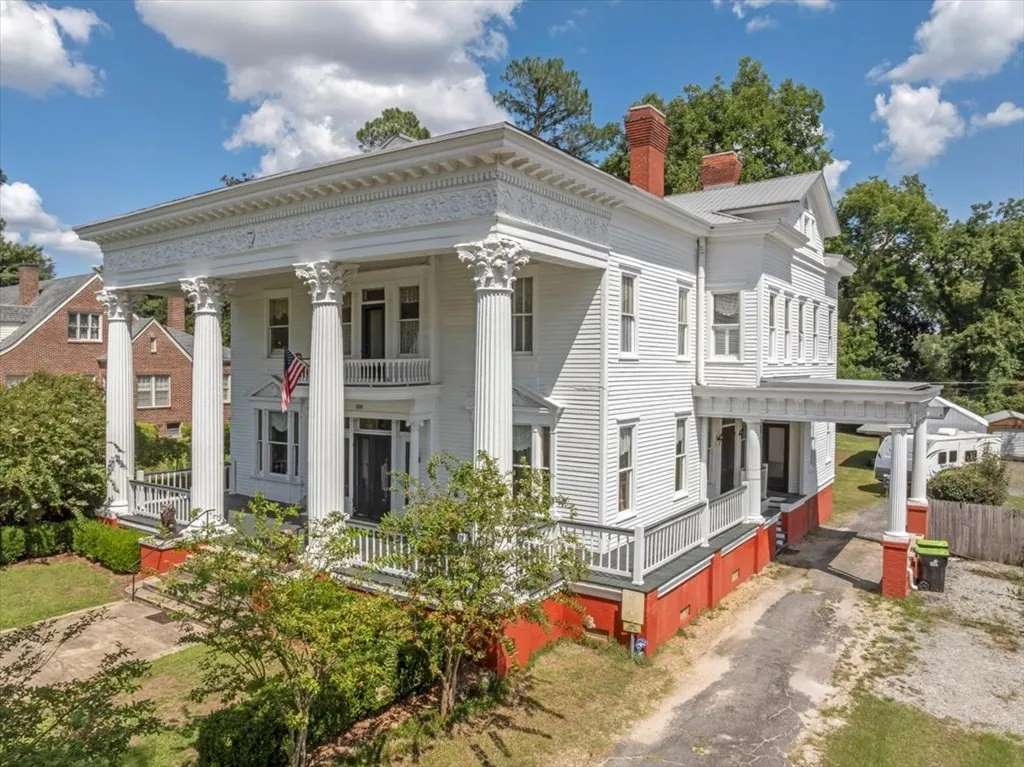 1902 Classical Revival in Montezuma, GA - Old House Dreams