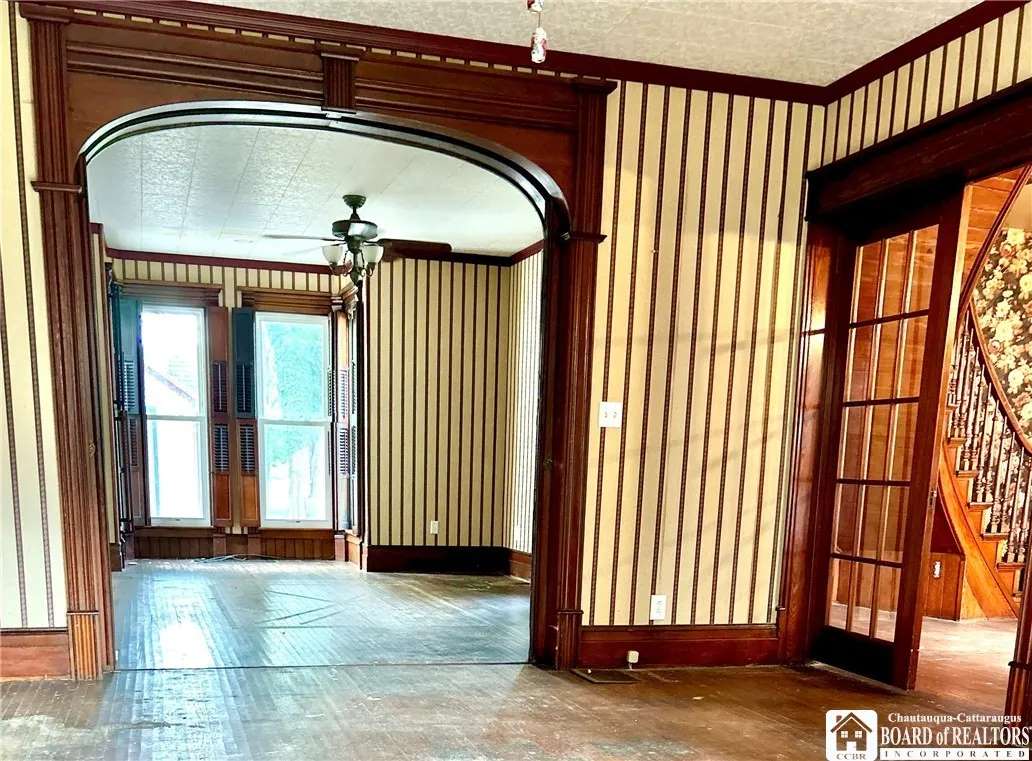 Brocton, NY - Old House Dreams