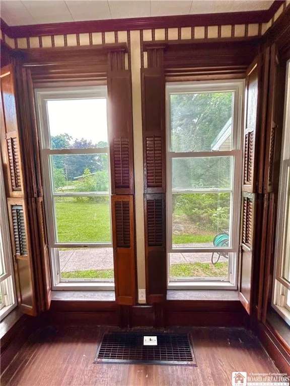 Brocton, NY - Old House Dreams