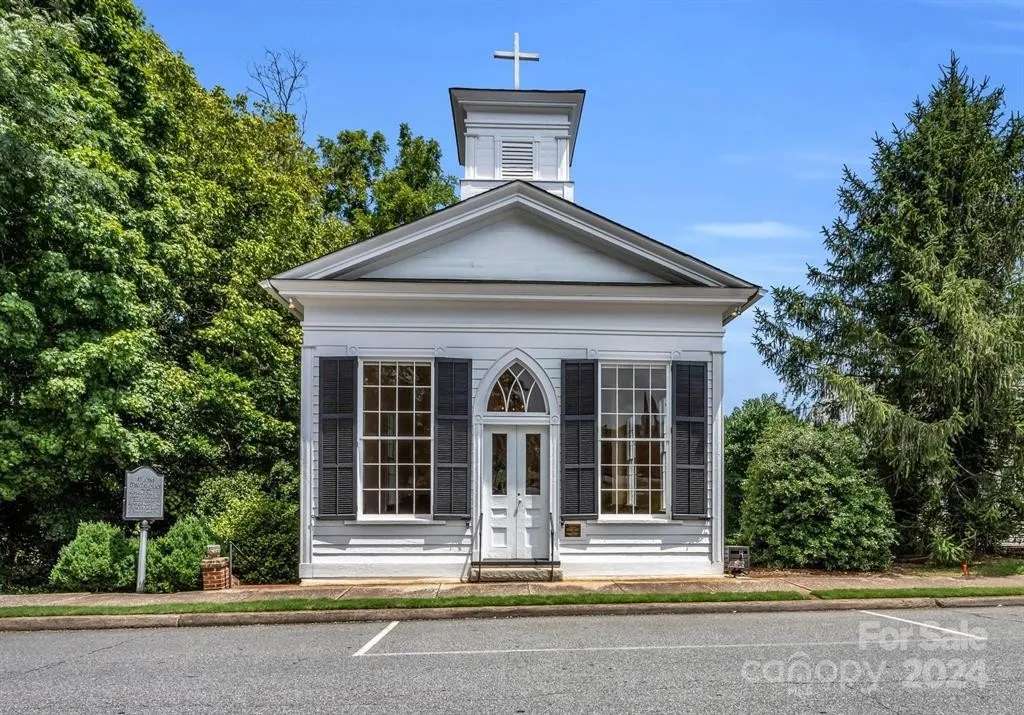 1846 Church in Rutherfordton, NC - Old House Dreams