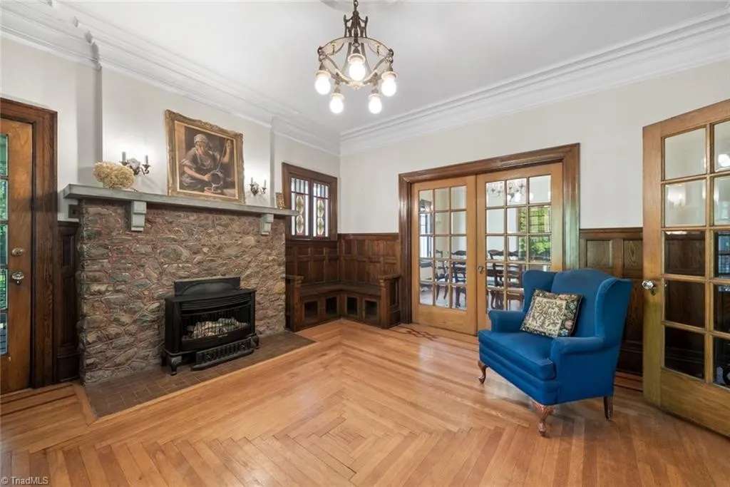 1922 Craftsman in Winston Salem, NC - Old House Dreams