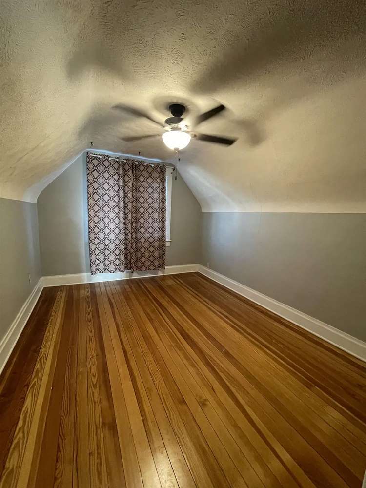 1913 in Otis, KS - Old House Dreams