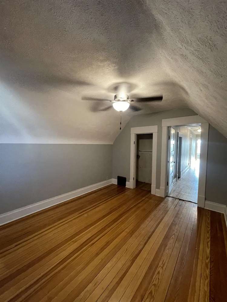 1913 in Otis, KS - Old House Dreams