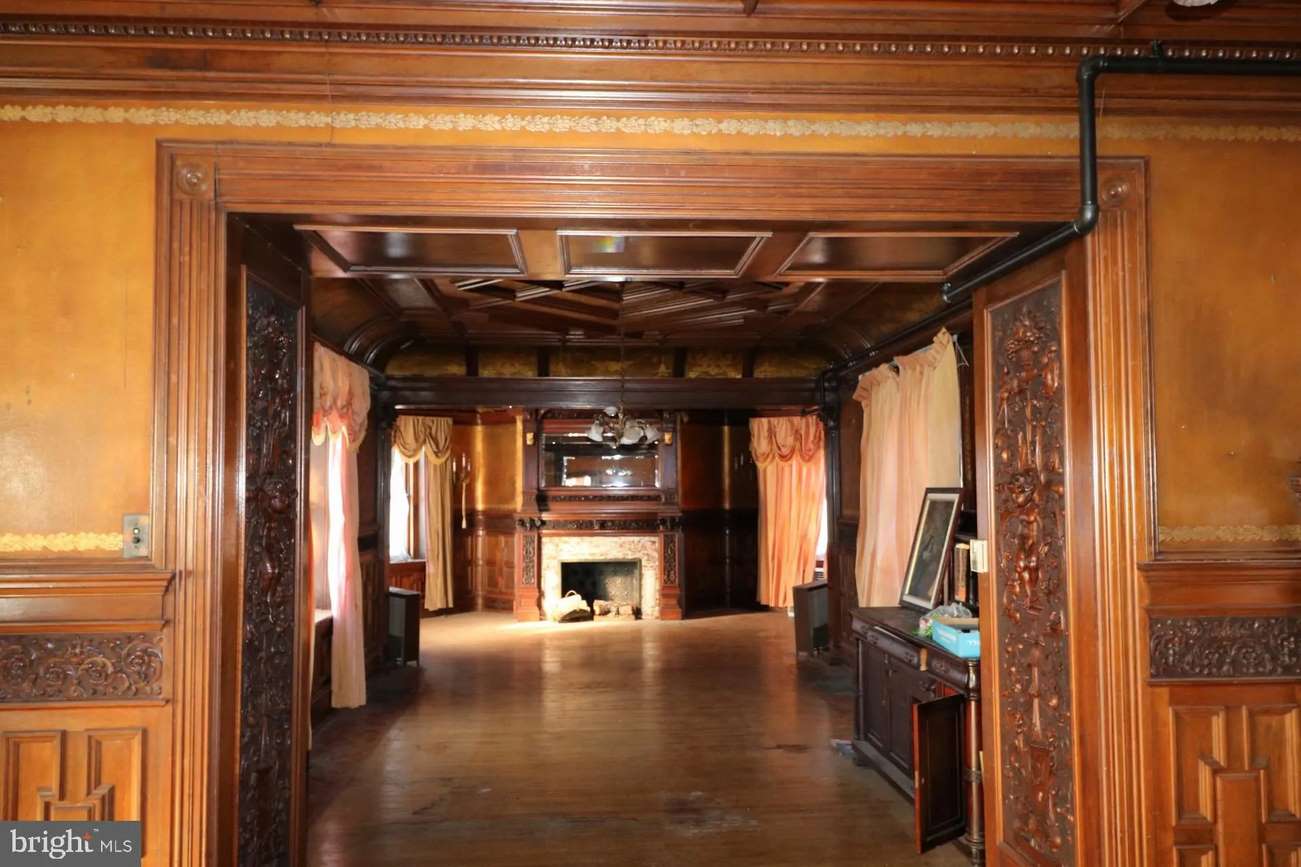 1890/1912 “Lindenwold Castle” in Ambler, PA - Old House Dreams