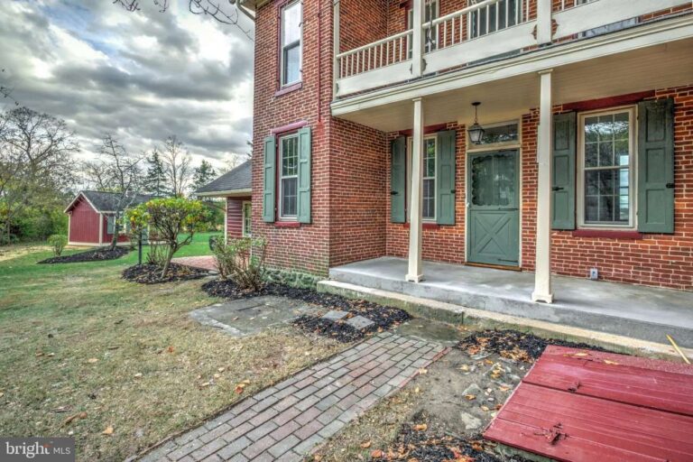 1836 in New Oxford, PA - Old House Dreams