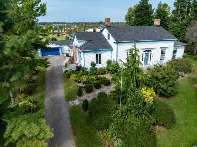Canadian Old Houses - Old House Dreams