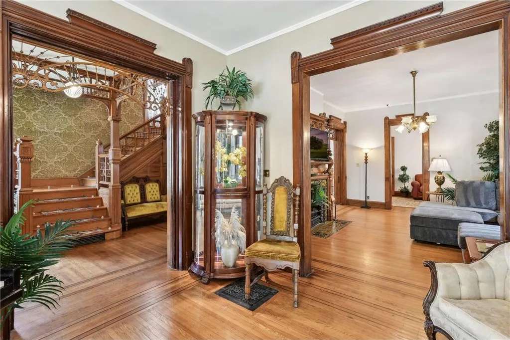 1887 Queen Anne in Minneapolis, MN - Old House Dreams