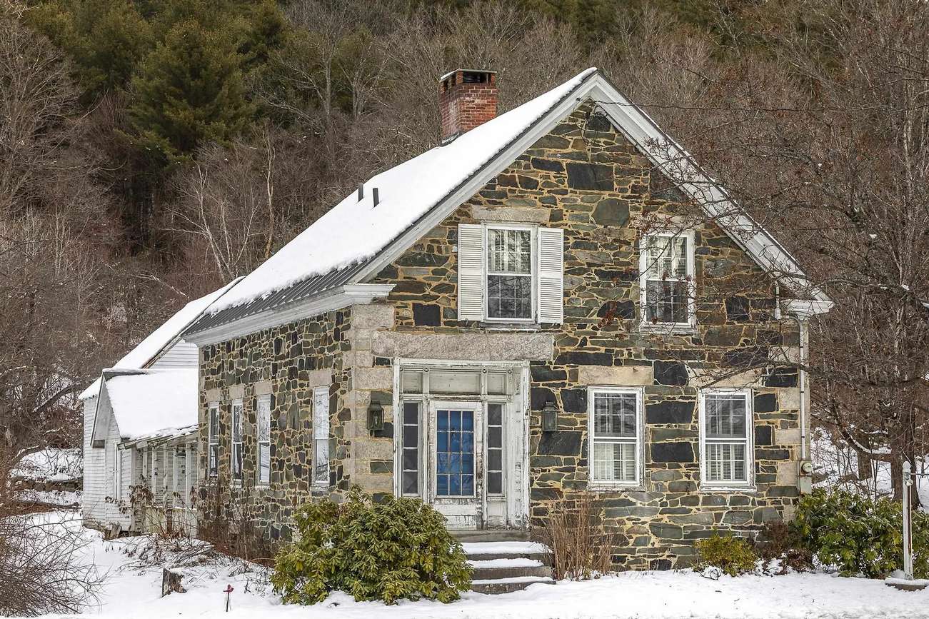 Old houses for sale in VT. - Old House Dreams