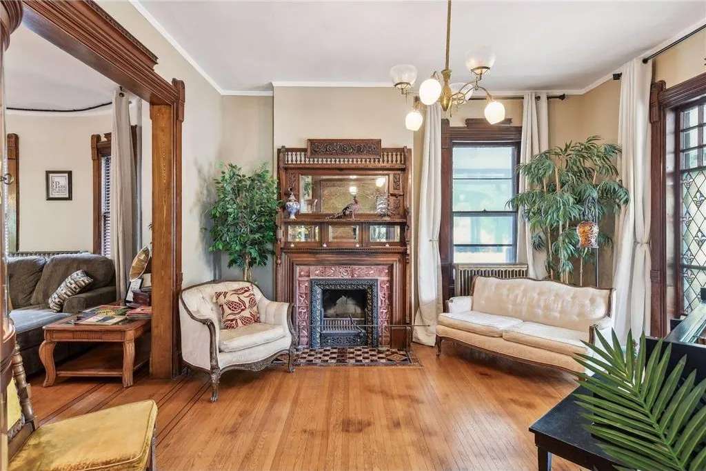 1887 Queen Anne in Minneapolis, MN - Old House Dreams